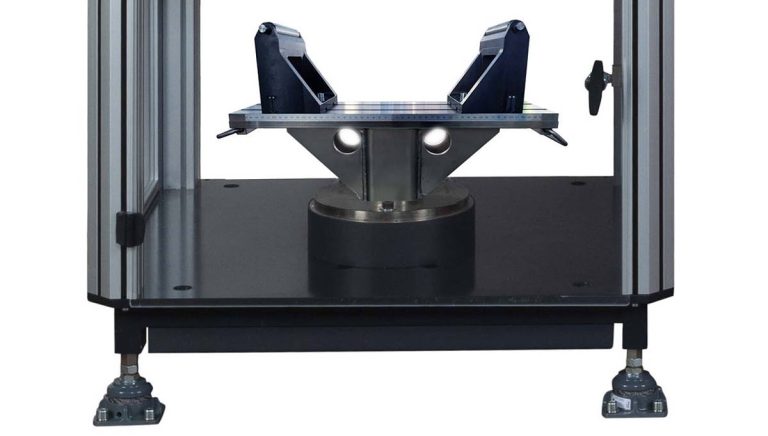 3-Point Bend Impact Testing | Instron
