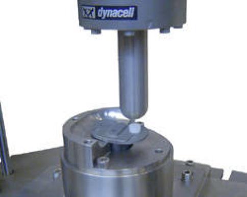 ISO 14879 슬관절시험 : 경골판의 피로시험 | Instron